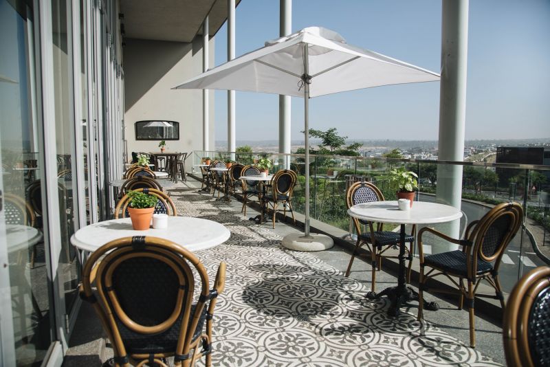 La Parada Waterfall Corner, Midrand | Dineplan